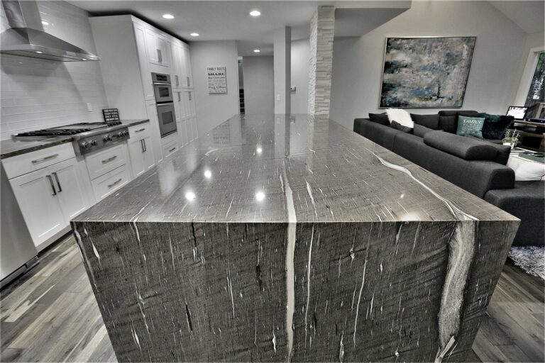 Seamless Kitchen Countertops: What You Need to Know - Crowley's Granite ...