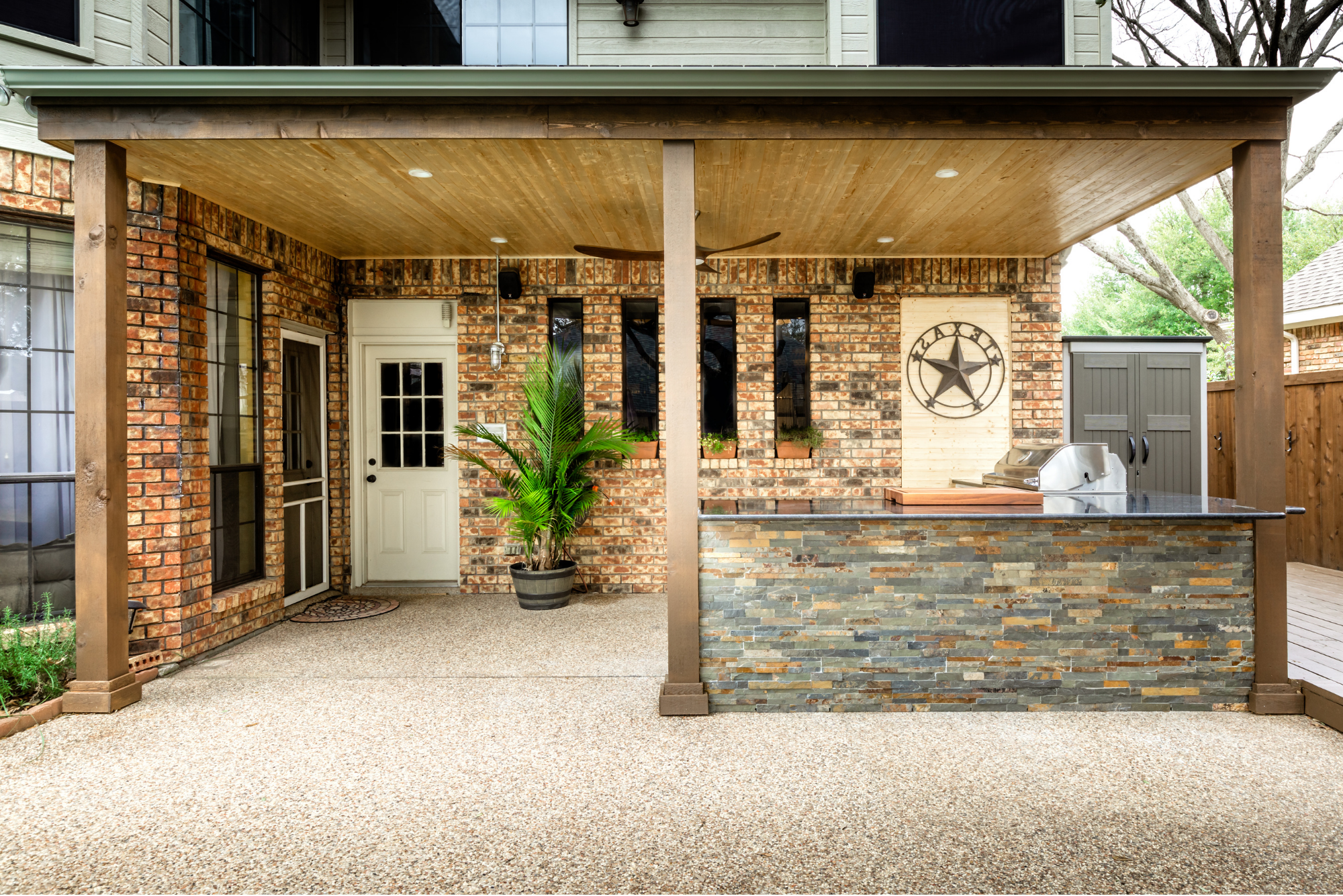 Custom Outdoor Kitchen Countertops in Portland | Crowley's Granite & Quartz